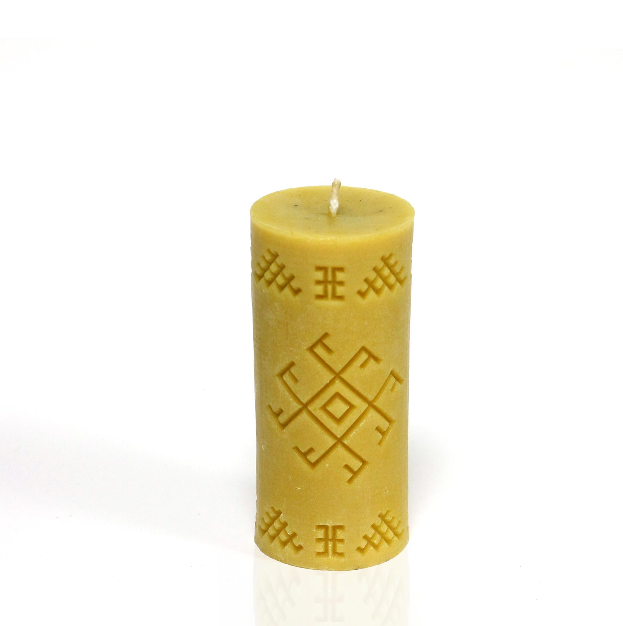 Beeswax candle “Baltų raštai” – Bičių Sodžius